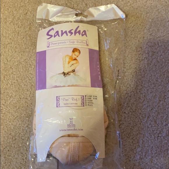 Sansha | Shoes | Sansha Pro C Ballet Shoe Will Fit A Street Size 75 8 ...